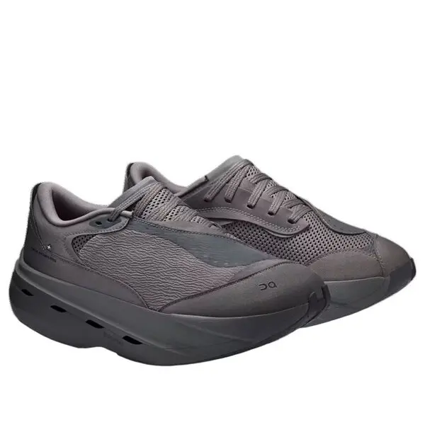 On Cloudboom Volt Sneakers - Ember/pebble
