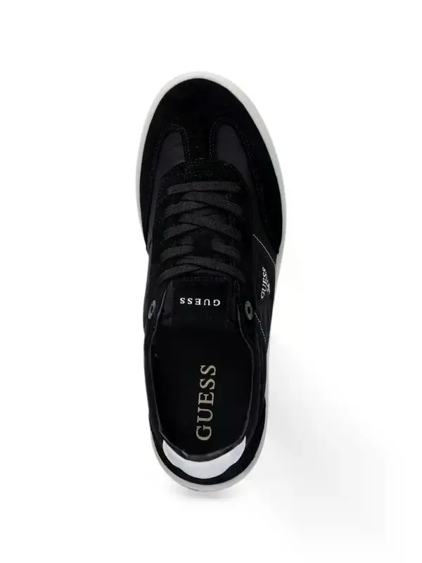 Guess Logo Patch Low-top Sneakers