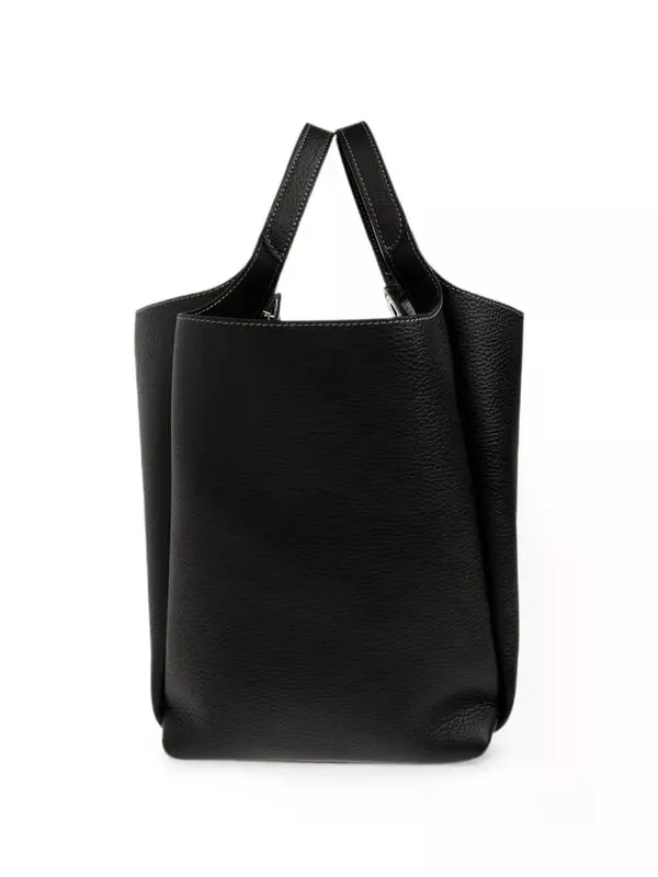 TOD'S Grained Leather Bucket Bag With Logo Plaque - Black