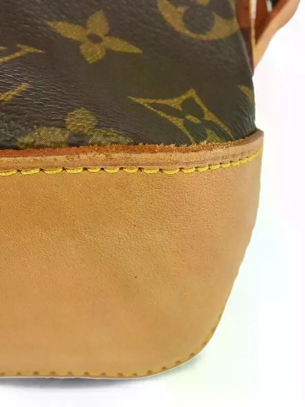LOUIS VUITTON 2003 Monogram Trotteur Shoulder Bag