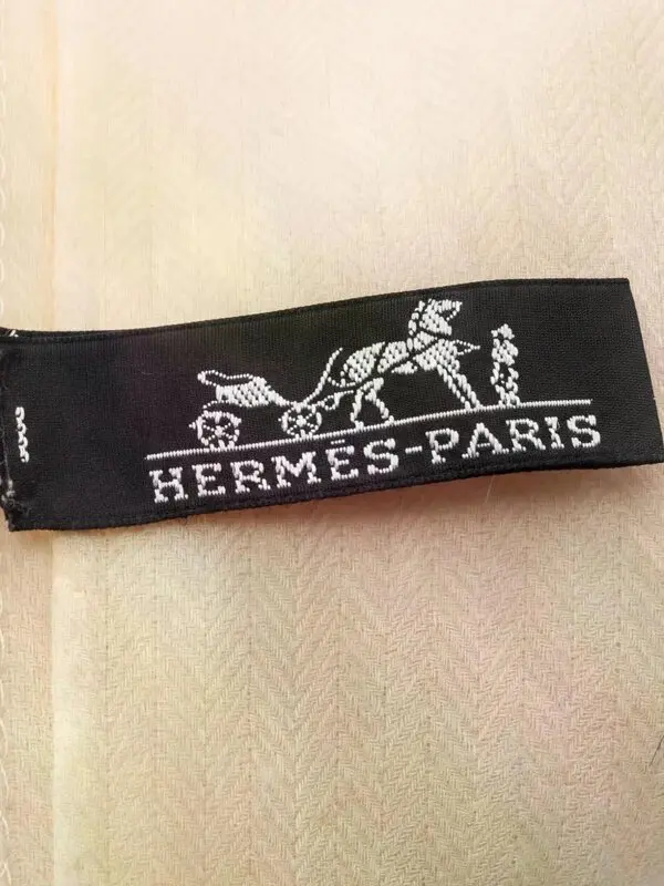 Hermès Cashmere Wool Stall