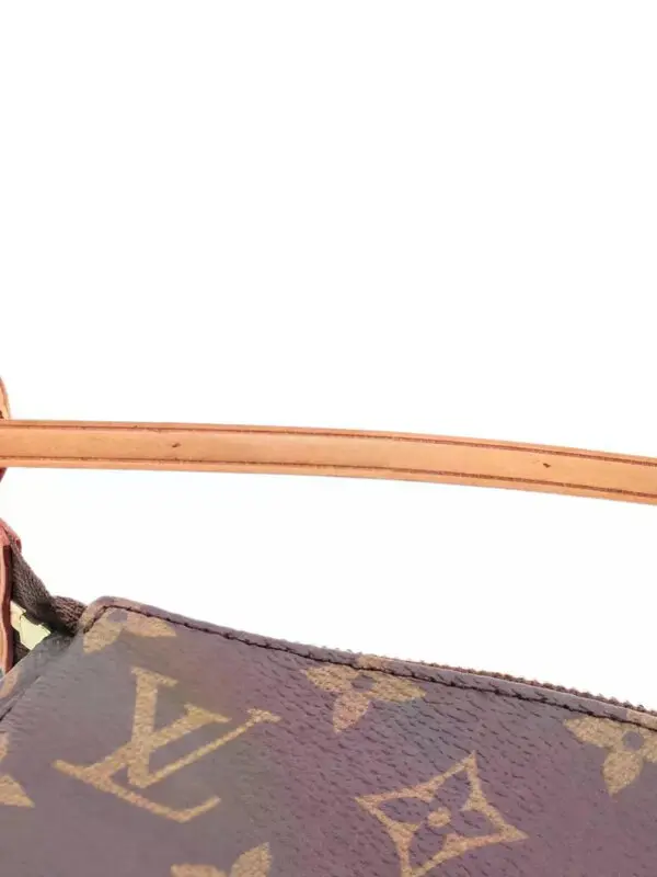 LOUIS VUITTON 2003 Pochette Accessoires Monogram Handbag