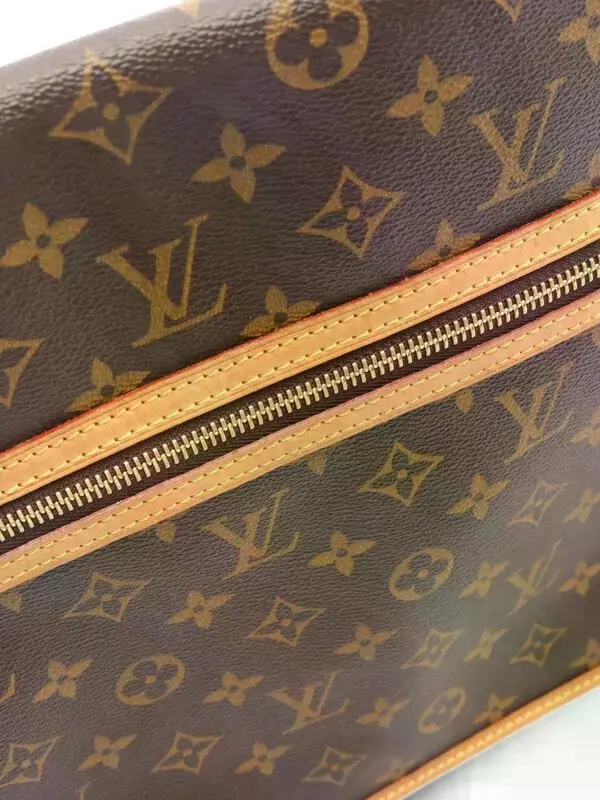 LOUIS VUITTON 2008 Gm Bosphore Monogram Shoulder Bag