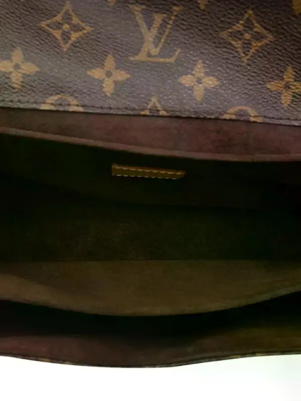 LOUIS VUITTON 2018 Monogram Pochette Metis Satchel
