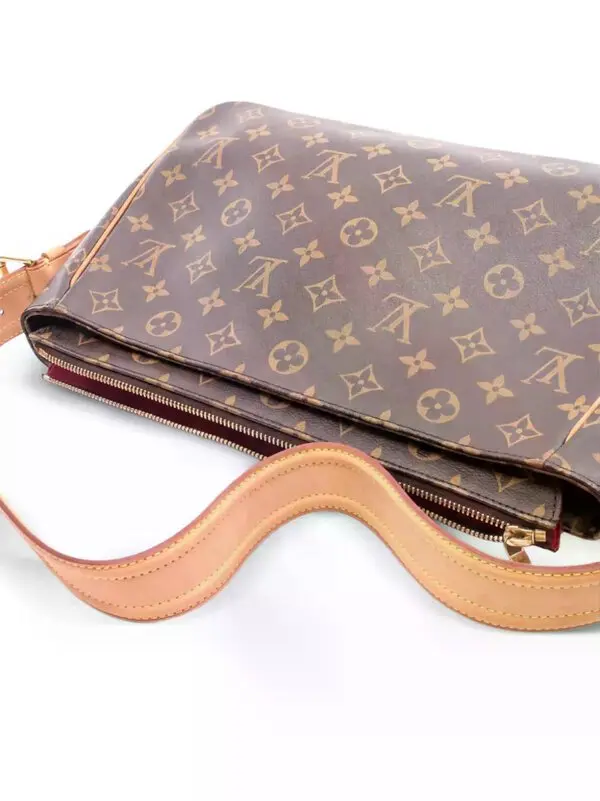 LOUIS VUITTON Monogram Shoulder Bag