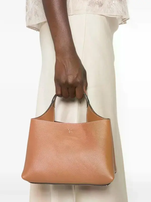 TOD'S Grained Leather Tote Bag With T-logo