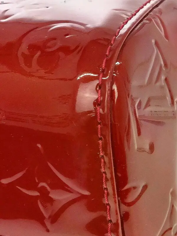 LOUIS VUITTON 1990-2000s Pm Vernis Brea Tote Bag - Red