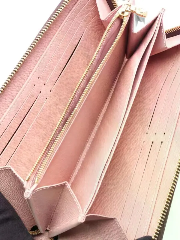 LOUIS VUITTON 2010s Zippy Monogram Wallet