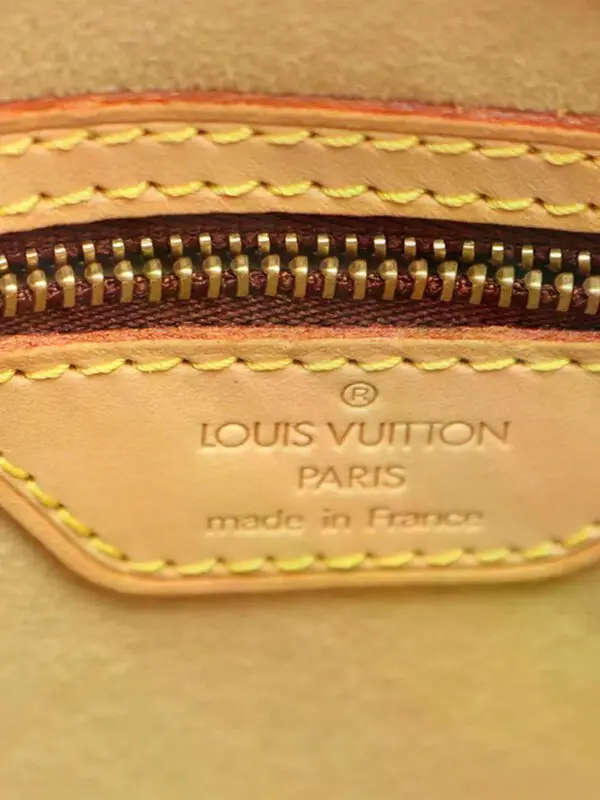 LOUIS VUITTON 2002 Monogram Looping Mm Shoulder Bag