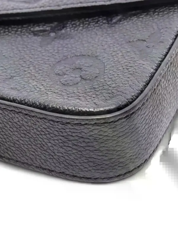 LOUIS VUITTON Félicie Monogram Shoulder Bag