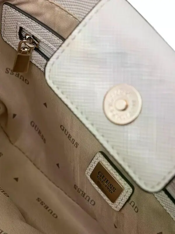 Guess Patsie Logo-plaque Tote Bag