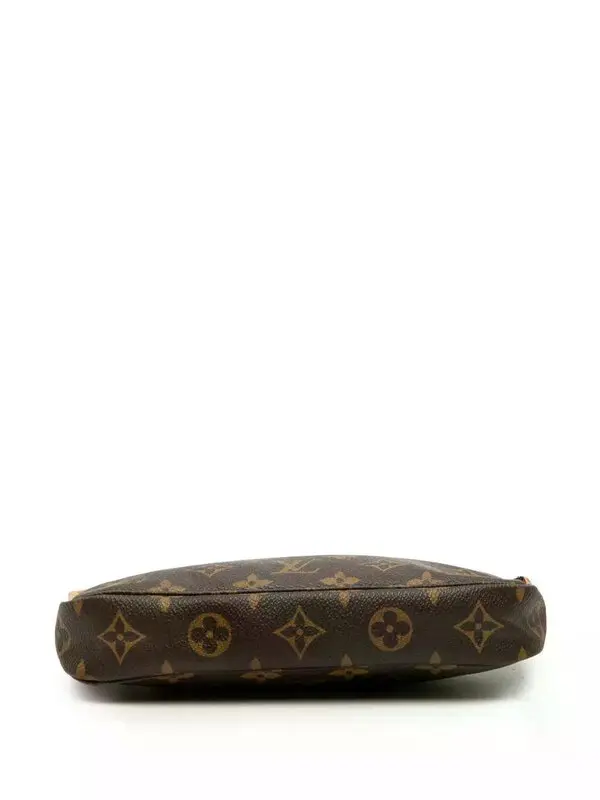 LOUIS VUITTON 1999 Monogram Pochette Accessoires Shoulder Bag