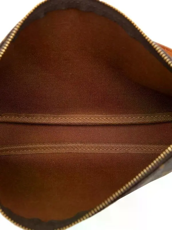 LOUIS VUITTON 1999 Monogram Pochette Accessoires Shoulder Bag