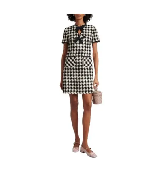 Valentino Garavani Round-toe Mary Jane Shoes