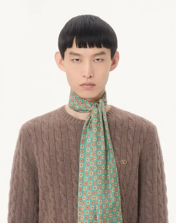Valentino Garavani Cable-knit Vlogo Cashmere Pullover