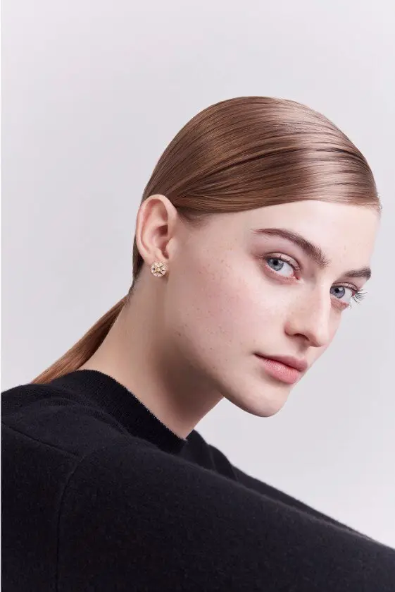 Dior Medium Rose Des Vents Single Earring