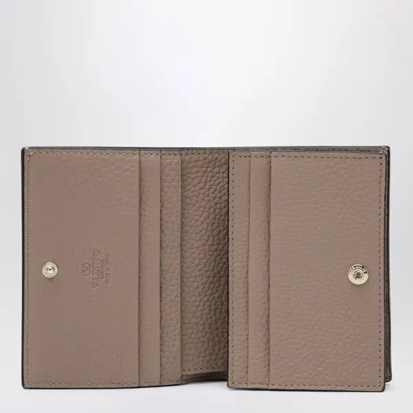 Valentino Garavani Rockstud Wallet In Powder Leather