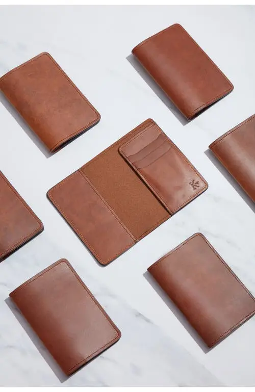 KORCHMAR Earhart Leather Passport Case - Espresso