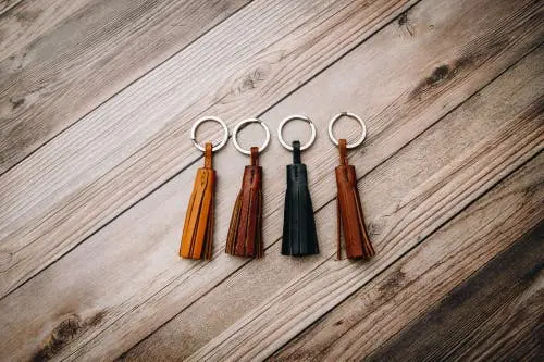 KORCHMAR Fuller Leather Tassel Key Chain