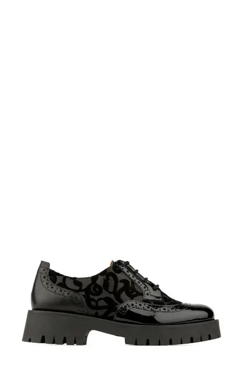 EMBASSY LONDON Artisan Wingtip Lug Sole Derby