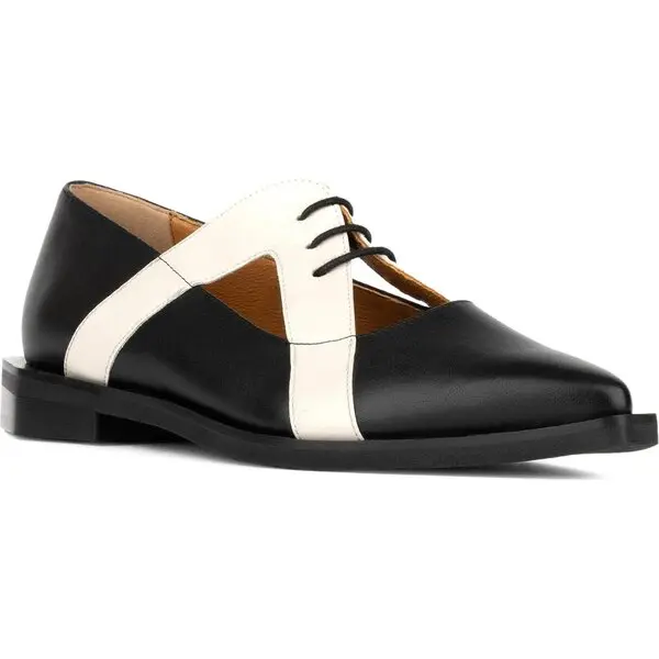 EMBASSY LONDON Harlowe Pointed Toe Flat - Black