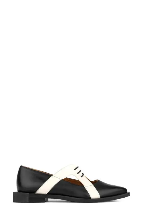 EMBASSY LONDON Harlowe Pointed Toe Flat - Black