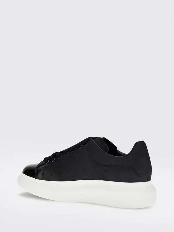 Alexander McQueen Oversize Low-top Calfskin Trainers With Chunky Sole - Blue