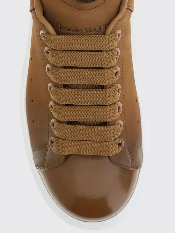 Alexander McQueen Oversize Low-top Calfskin Trainers With Chunky Sole - Brown