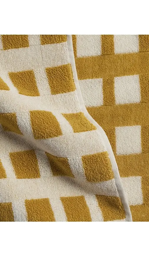 PARACHUTE Capri Check Beach Towel In Yellow