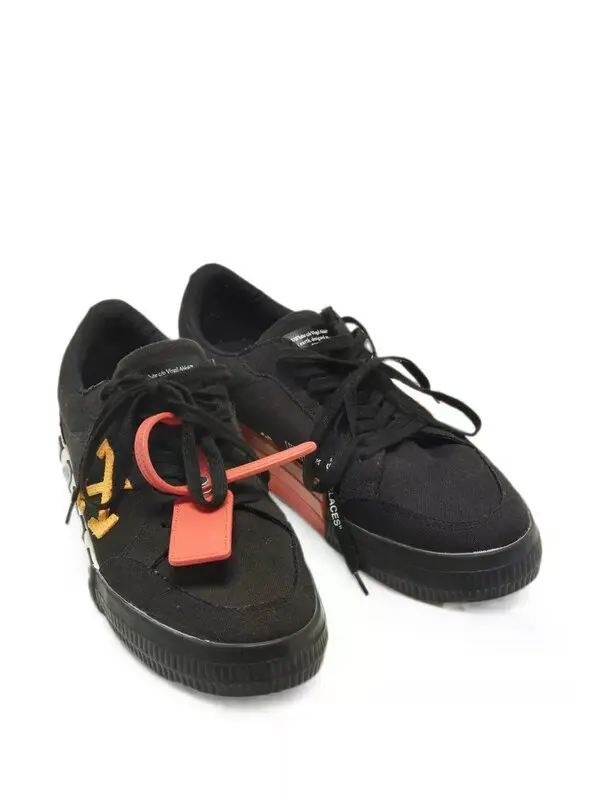 Off-White Vulcanized Low-top Sneakers