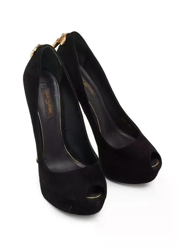 LOUIS VUITTON Peep-toe Pumps - Black