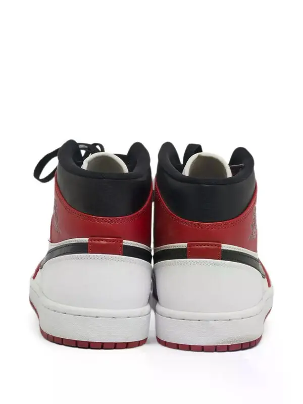 JORDAN 1 Chicago Mid Top Sneakers