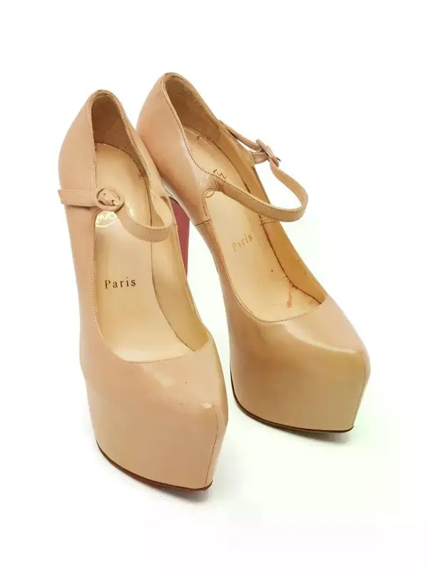 CHRISTIAN LOUBOUTIN Lady Daf Pumps