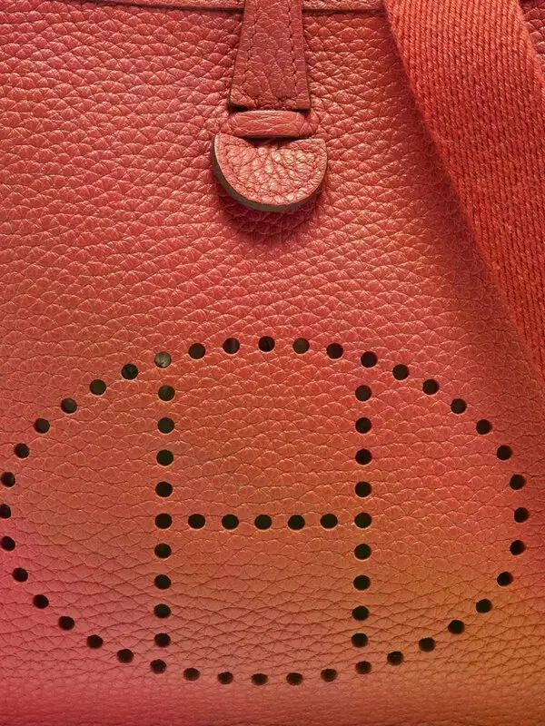 Hermès Evelyne Tpm Taurillon Clemence Bag - Red