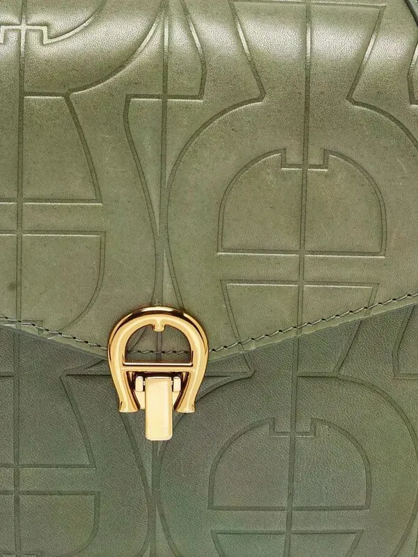AIGNER Pria Embossed-logo Crossbody Bag