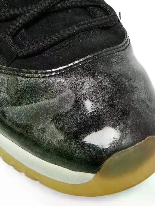 JORDAN 11 Low Barons Sneakers