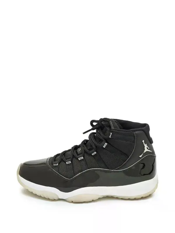 JORDAN Jubilee 25th Anniversary High-top Sneakers - Black