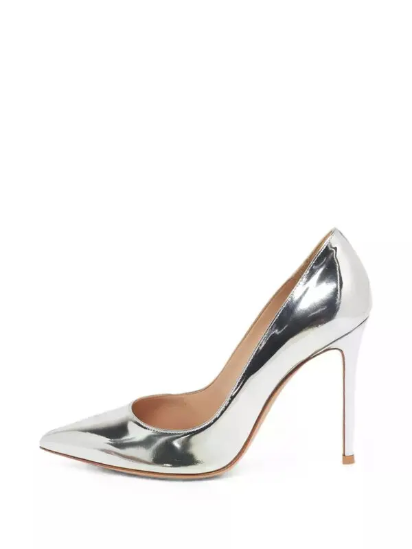 GIANVITO ROSSI Pointed-toe Pumps - Silver