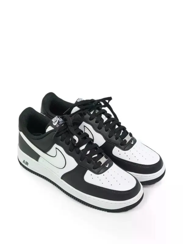Nike Air Force 1 '07 Sneakers