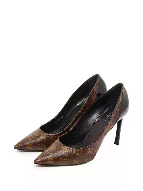 LOUIS VUITTON Cherie Monogram Pumps