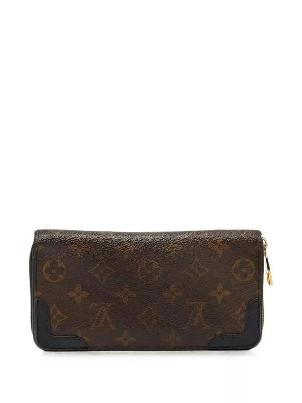 LOUIS VUITTON 2015 Zippy Coated Wallet - Brown