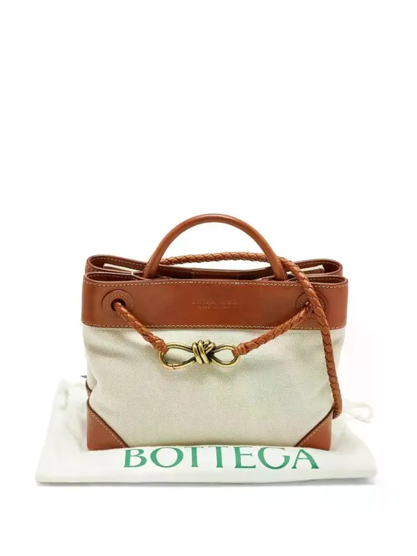 Bottega Veneta Andiamo Braided Tote Bag - Neutrals