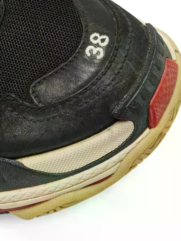 Balenciaga Triple S Low-top Sneakers