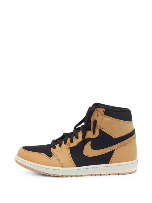 JORDAN 1 Retro Og Heirloom Sneakers