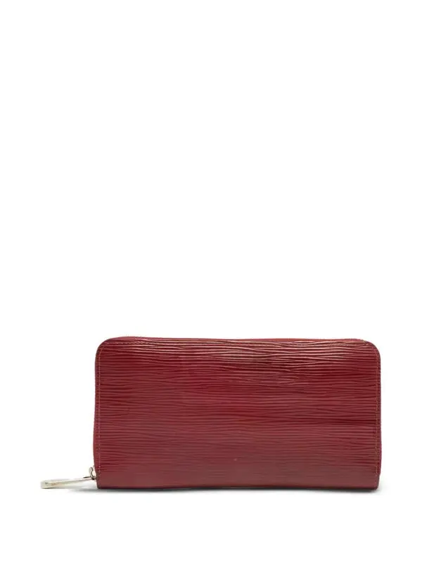 LOUIS VUITTON Zippy Leather Wallet - Red
