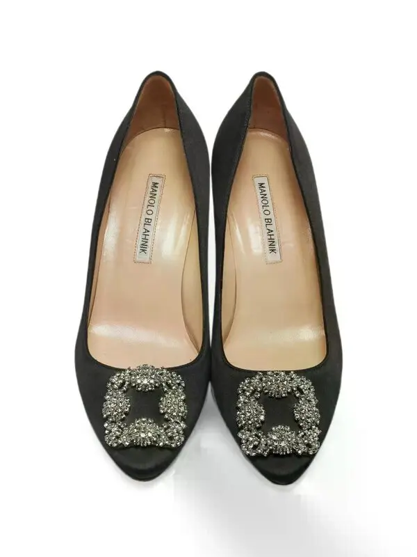 Manolo Blahnik Hangisi Crystal-buckle Pumps