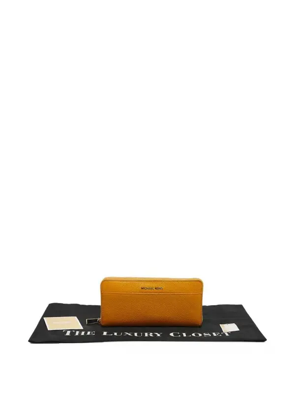 Michael Kors Zip-around Wallet