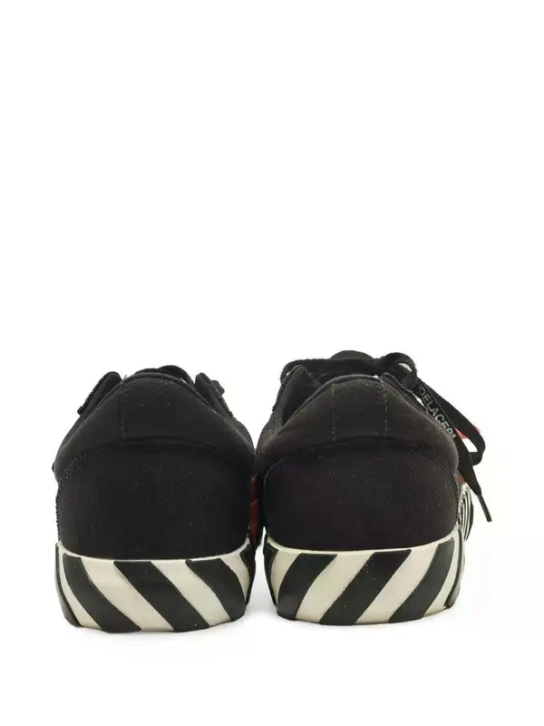 Off-White Vulcanized Low-top Sneakers