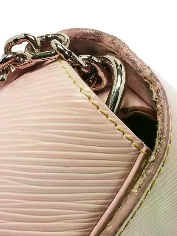 LOUIS VUITTON Twist Chain Shoulder Bag - Pink