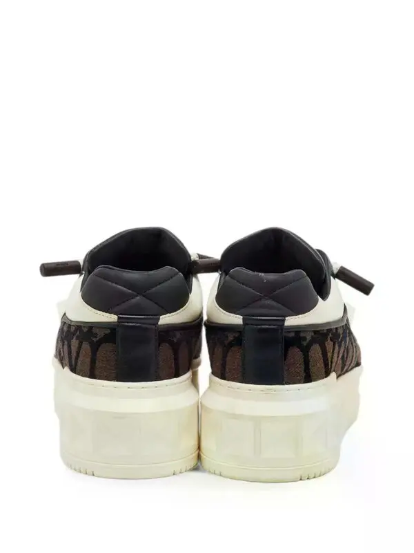 Valentino Garavani One Stud Toile Iconographe Sneakers - Brown